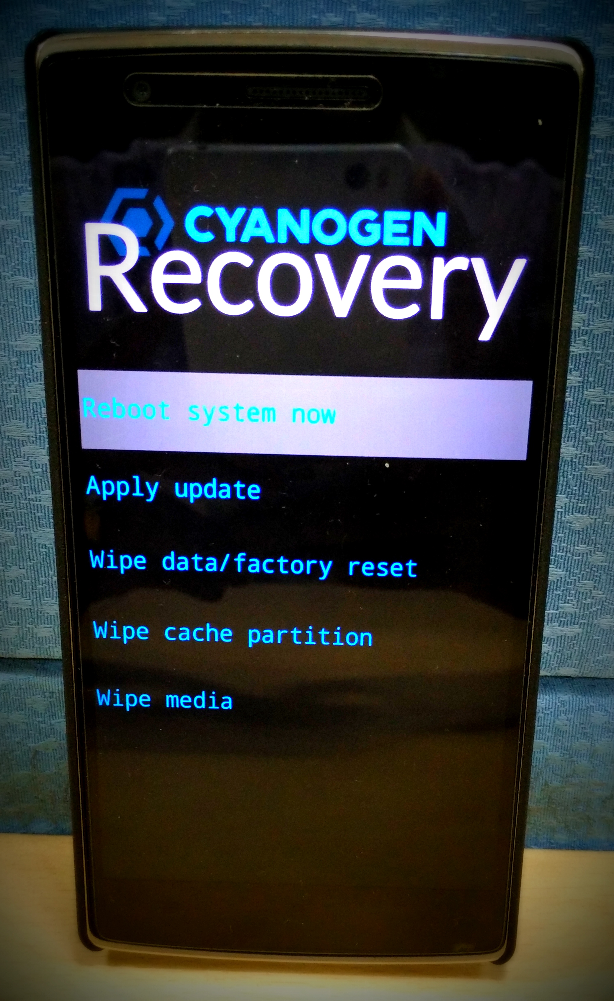 Oneplus 3 Oxygen Os Vs Cyanogenmod Mokasincritic Oneplus 3 Oxygen Os Vs Cyanogenmod Mokasincritic