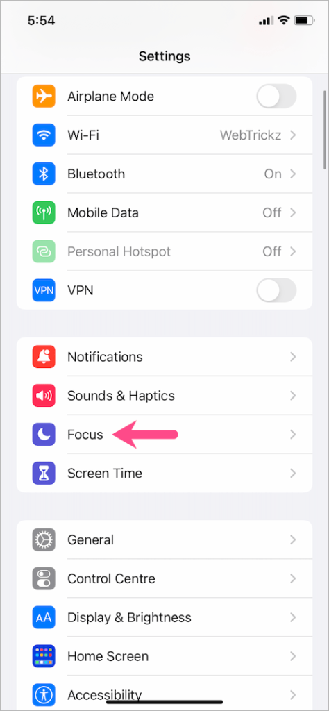 What is Focus Status in iOS 15 and How to Turn It Off